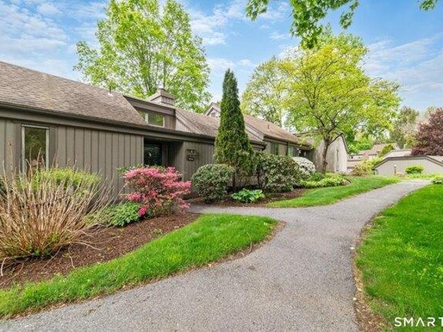 condo with 2 bedroom, Southbury CT DLS102478600