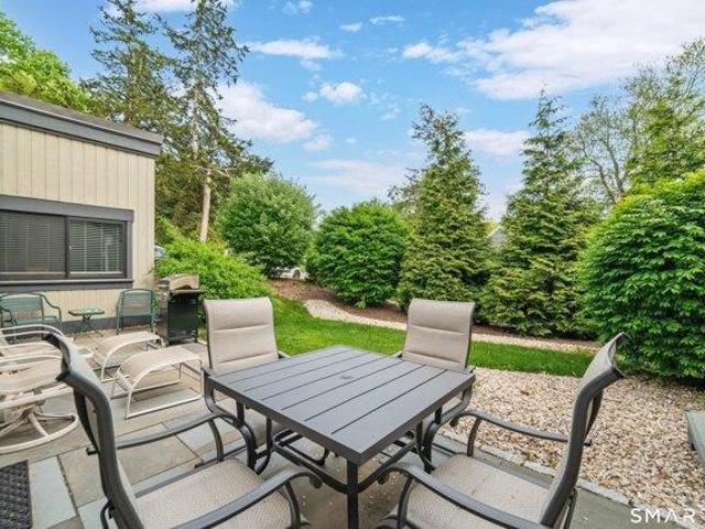 condo with 2 bedroom, Southbury CT DLS102824134