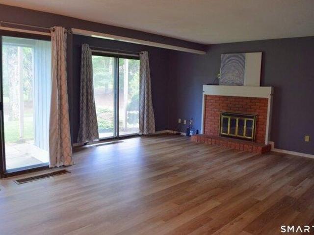 condo with 2 bedroom, Southbury CT DS102825708