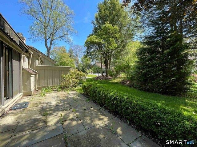 condo with 2 bedroom, Southbury CT DS102828423