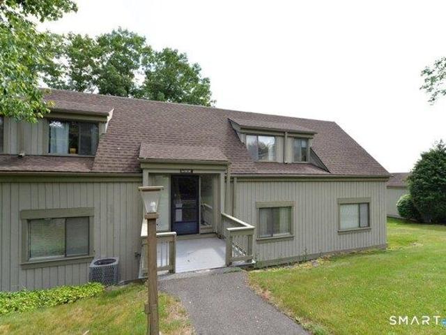 condo with 2 bedroom, Southbury CT DS104234898