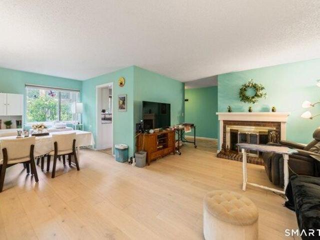 condo with 2 bedroom, Southbury CT DS104351619