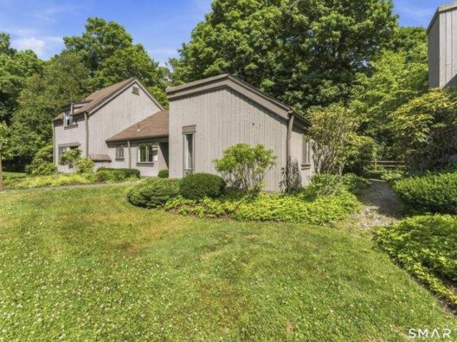 condo with 2 bedroom, Southbury CT DS104376802