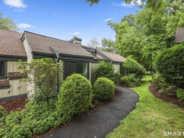 condo with 2 bedroom, Southbury CT ES104540746