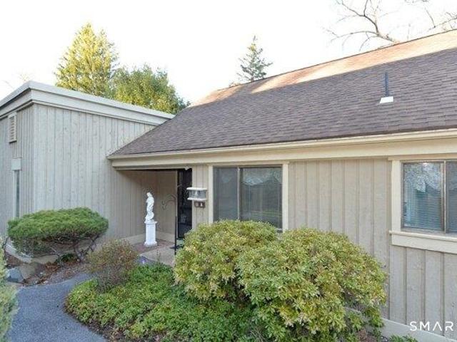 condo with 2 bedroom, Southbury CT ES104605814