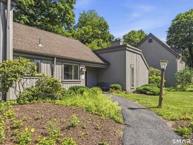 condo with 2 bedroom, Southbury CT ES104233171