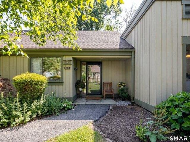 condo with 2 bedroom, Southbury CT ES104264209