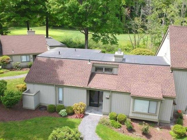 condo with 2 bedroom, Southbury CT ES105125940