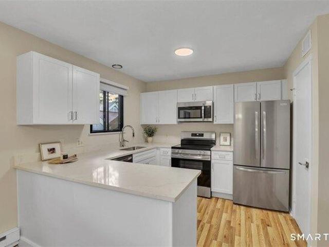 condo with 2 bedroom, Southbury CT ES105141271