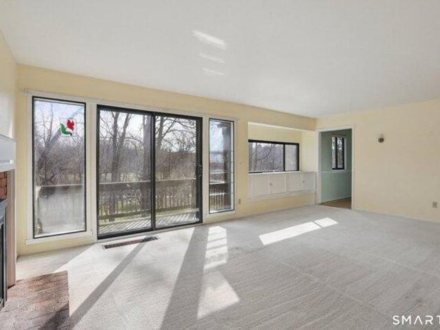 condo with 2 bedroom, Southbury CT ES105172351