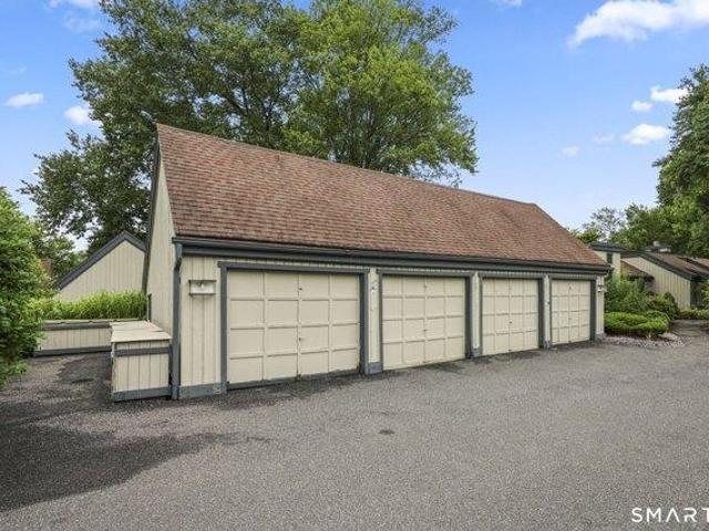 condo with 2 bedroom, Southbury CT ES105204539