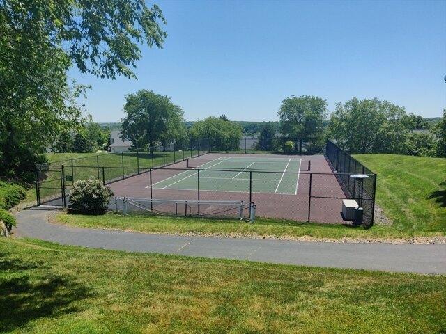 condo with 2 bedroom, Southborough MA ES104332385