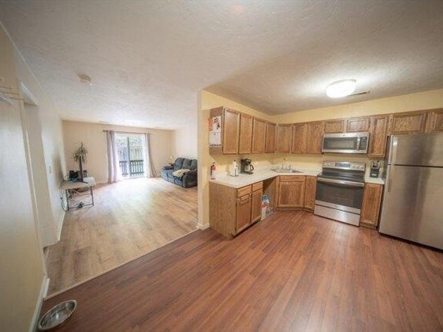 condo with 2 bedroom, Southbridge MA ES103928500