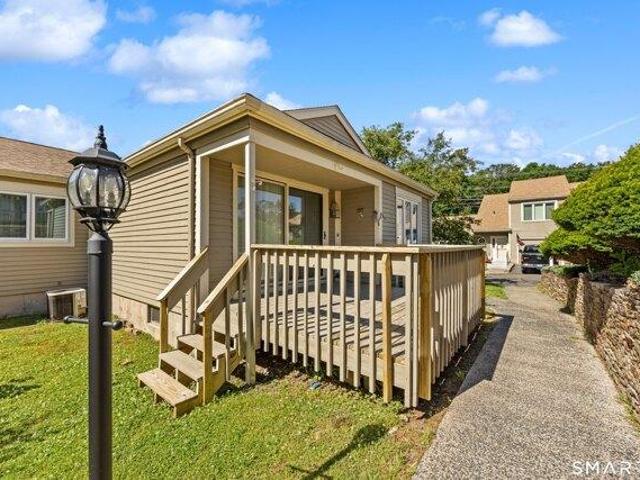 condo with 2 bedroom, Southington CT DS104075104