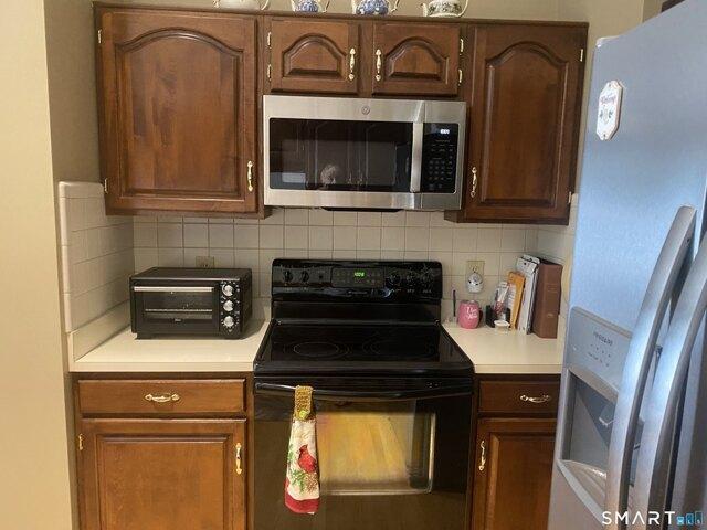 condo with 2 bedroom, Southington CT ES105144849