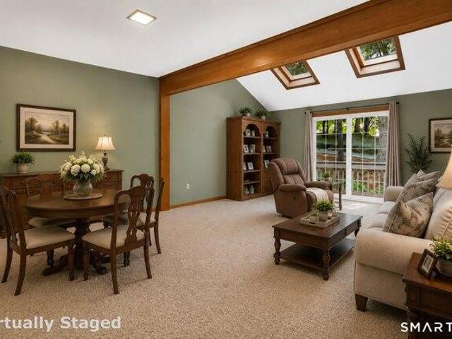 condo with 2 bedroom, Southington CT ES105208155