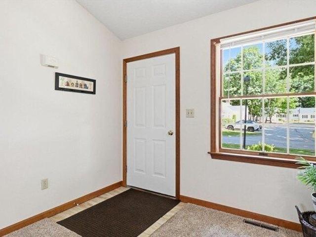 condo with 2 bedroom, Southwick MA ES104151789