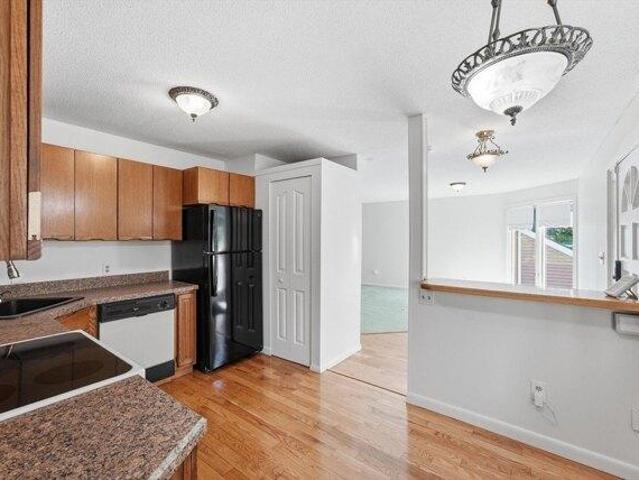 condo with 2 bedroom, Southwick MA ES105174594
