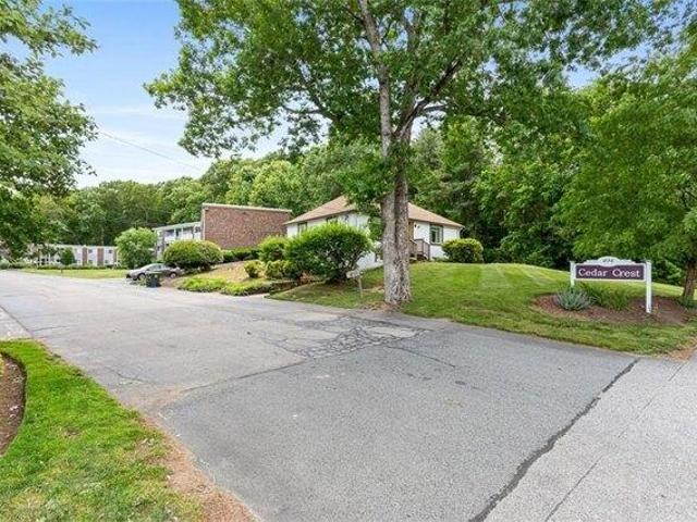 condo with 2 bedroom, Smithfield RI ES105106374