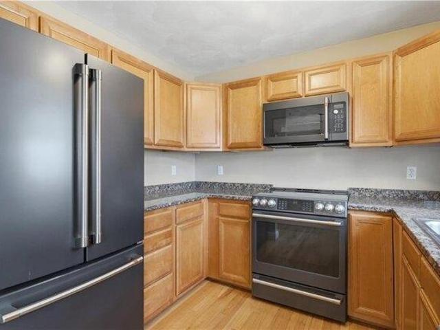 condo with 2 bedroom, Smithfield RI ES105126838
