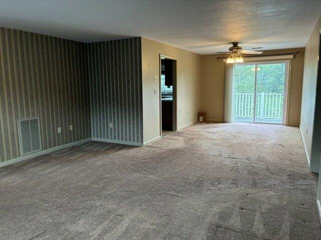 condo with 2 bedroom, Spencer MA ES104850582