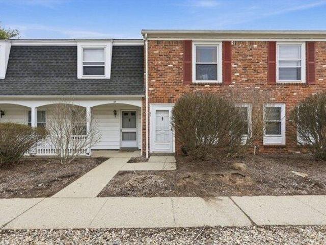 condo with 2 bedroom, Springfield MA DS102371379