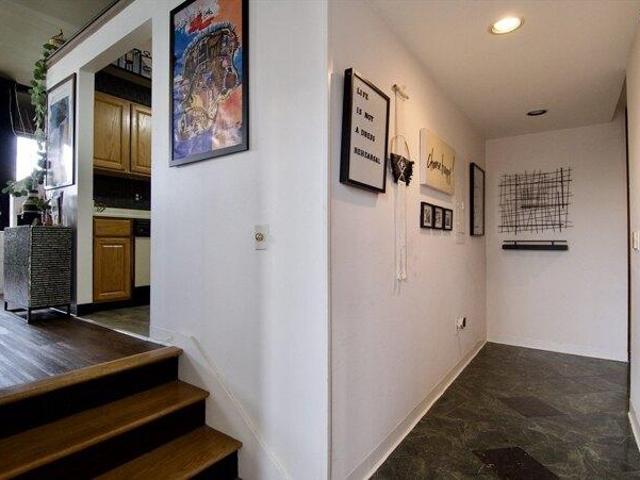 condo with 2 bedroom, Springfield MA ES104851266