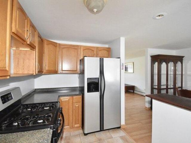 condo with 2 bedroom, Springfield MA ES104835522