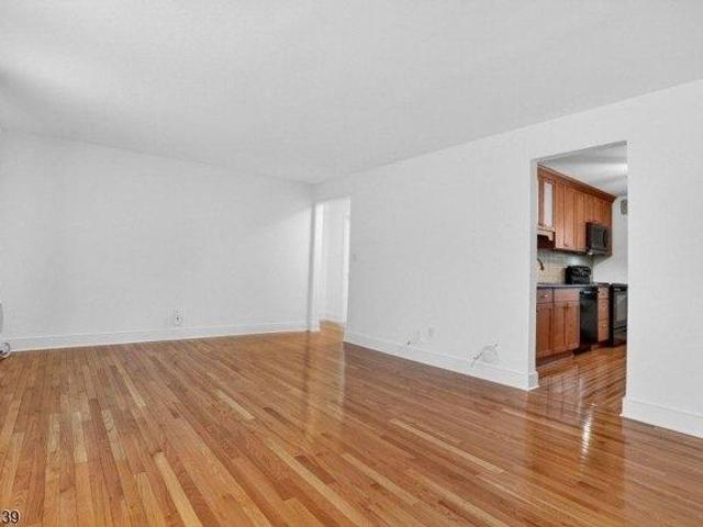 condo with 2 bedroom, Springfield NJ DLS101706954