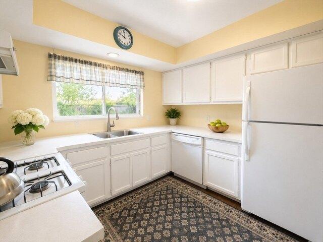 condo with 2 bedroom, Stoughton MA DS103809345