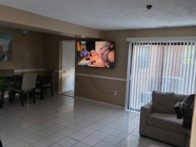 condo with 2 bedroom, Stoughton MA DS103072114