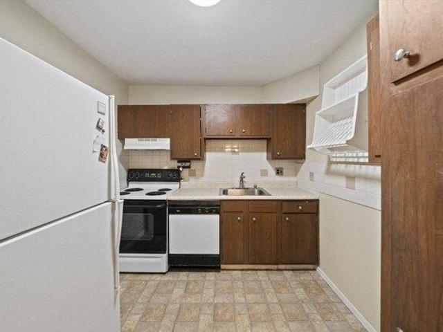 condo with 2 bedroom, Stoughton MA ES103808821