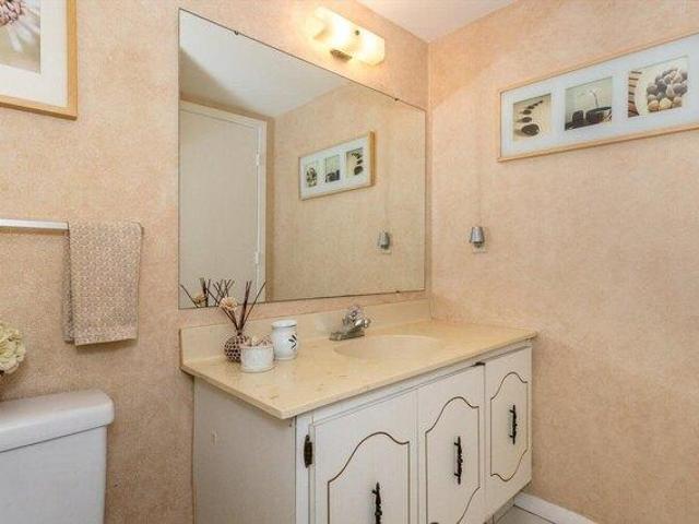 condo with 2 bedroom, Stoughton MA ES104609001
