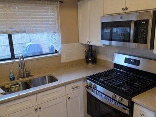 condo with 2 bedroom, Stoughton MA ES104832080