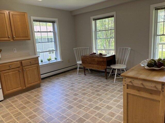 condo with 2 bedroom, Stow MA ES104007586