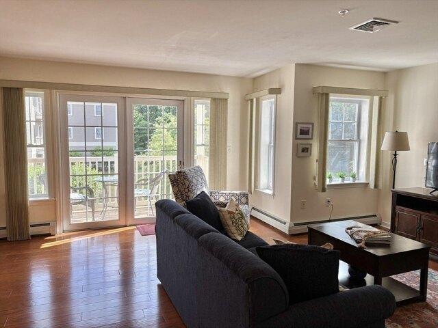 condo with 2 bedroom, Stow MA ES104044469