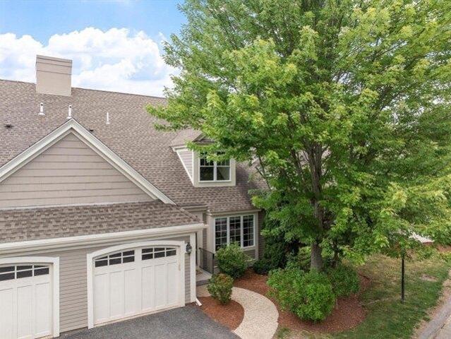 condo with 2 bedroom, Stow MA ES105041009