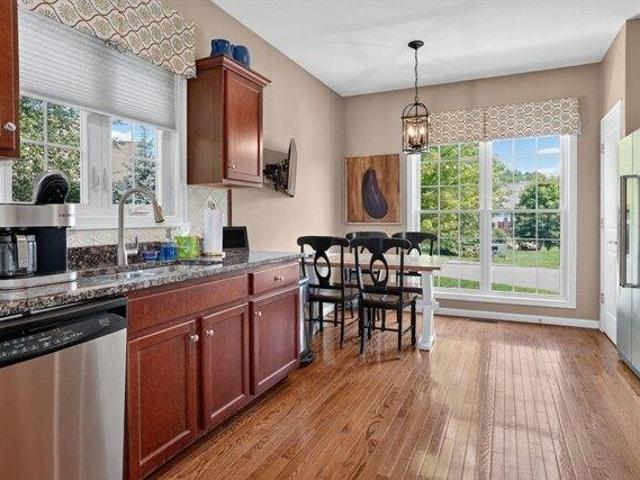 condo with 2 bedroom, Stow MA ES105061220