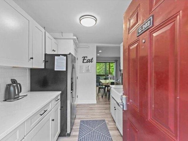condo with 2 bedroom, Stowe VT DS102445184