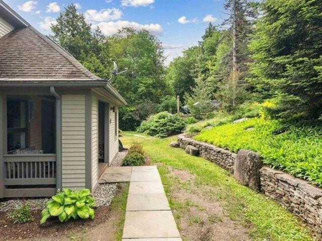 condo with 2 bedroom, Stowe VT ES104605404