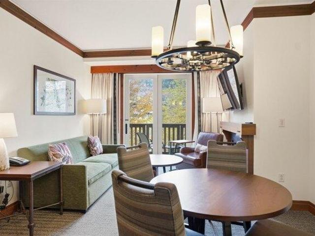condo with 2 bedroom, Stowe VT ES105104893