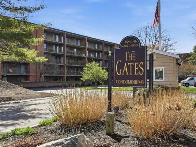 condo with 2 bedroom, Stoneham MA DS102959811