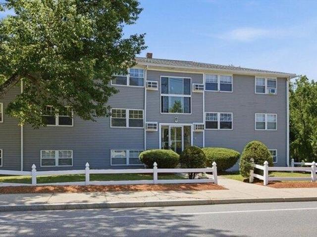 condo with 2 bedroom, Stoneham MA DS104076478