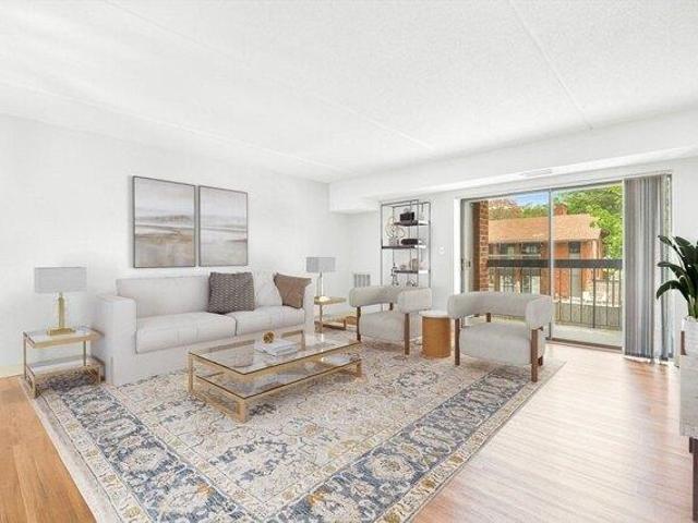 condo with 2 bedroom, Stoneham MA DS104010090