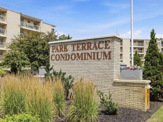 condo with 2 bedroom, Stoneham MA DS104150108