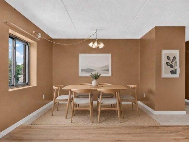 condo with 2 bedroom, Stoneham MA DS104112139