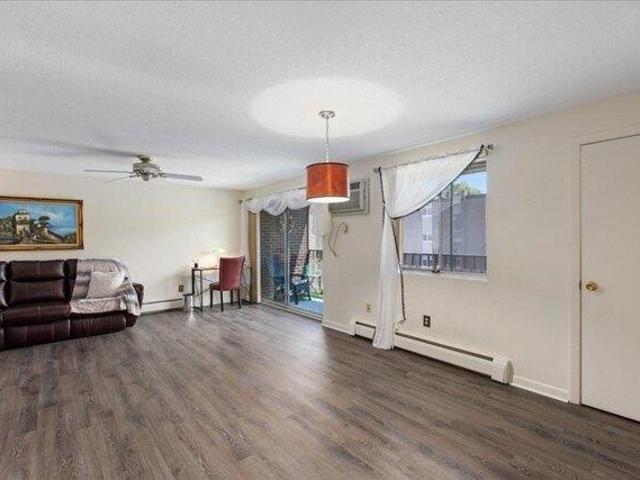 condo with 2 bedroom, Stoneham MA ES102961453