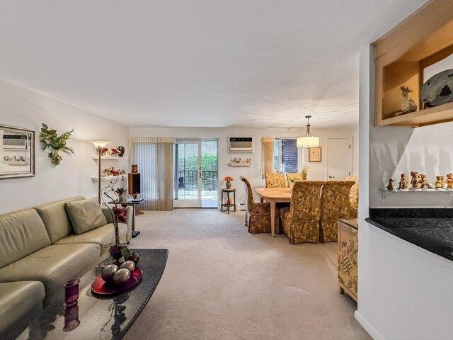 condo with 2 bedroom, Stoneham MA ES103224519