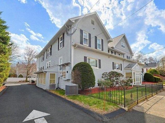 condo with 2 bedroom, Stoneham MA ES103931392