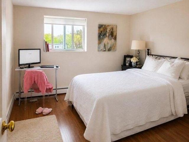 condo with 2 bedroom, Stoneham MA ES104808182